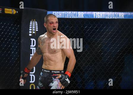 Daniel Bazant kämpft während des Fight Nation Championship Night - MMA ...
