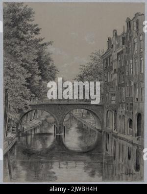 Blick auf die Oudegracht in Utrecht, vom Bakkerbrug; im Hintergrund das Rathaus (Stadhuisbrug 1 ...