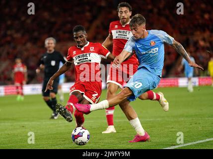 Isaiah Jones von Middlesbrough stellt sich während des Sky Bet ...