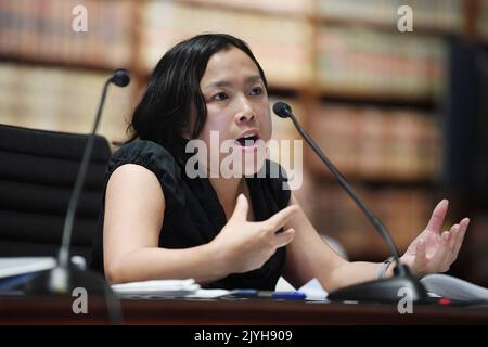 Sarah Lau, Senior Policy Officer von NSW-Premier Gladys Berejiklian ...