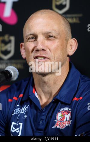 Sydney Roosters Trainer Jamie Feeney (Mitte) Spieler Zahara Temara ...