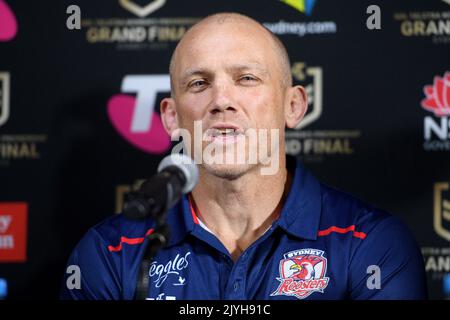 Sydney Roosters Trainer Jamie Feeney (Mitte) Spieler Zahara Temara ...