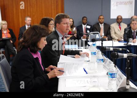 Der US-amerikanische Interagency Council on Homelessness (USICH) trifft ...