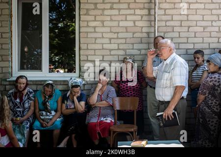 Slowjansk, Donezker Gebiet, Ukraine. 27.. Juli 2022. Die Bewohner ...