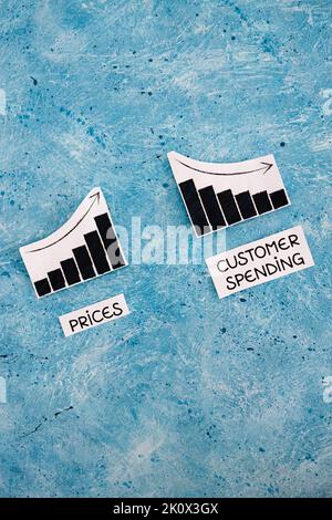 Diagramme zeigen die Preise für Lebensmittel, die vor einer ordentlich ...