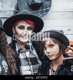 Stilvolle Halloween Sprche Fr Hexen Fotos
