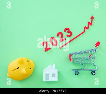 2023 Jahre, Lebenshaltungskosten, Lebensmittel und Lebensmittelpreise steigen, sparen. Warenkorb ...