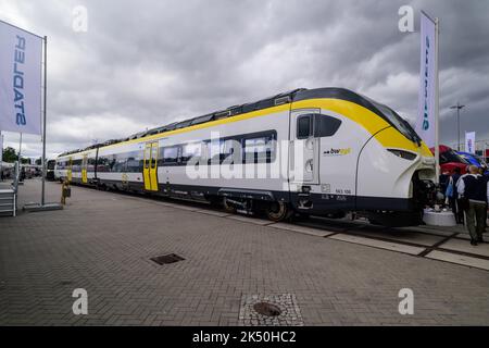 Berlin, Innotrans 2022, Siemens Mireo der OdEG (Ostdeutsche Eisenbahn) // Berlin, Innotrans 2022 ...