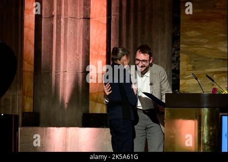 Im Bild: Karin Großmann und Lukas Rietzschel. Der Schriftsteller Lukas ...