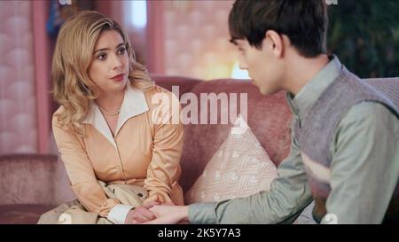 DER EINSAMSTE JUNGE DER WELT, von links: Von links: Ben Miller, Susan ...