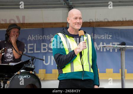 Im Bild: Frank Liske. Teilnehmer einer Demonstration nach einem ...