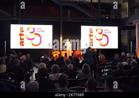 Carolin Ollivier, Chefredakteurin von Arte, und Tom Buhrw, Direktor der ...