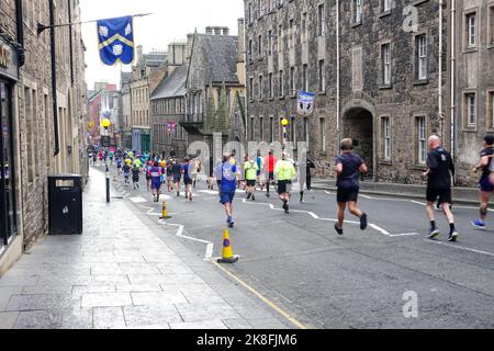 Edinburgh, Schottland, 23. Oktober 2022, Edinburgh Men's 10K, an der ...