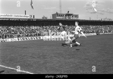 Ullevaal Stadium, September 1969. Norwegen – Dänemark 2-0. Hier der ...