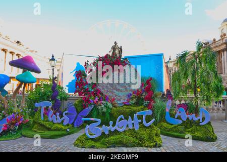 Allgemeine Ansicht bei der Eröffnungsparty für 'This Bright Land' im ...