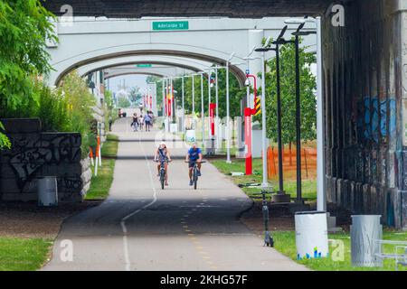 Der „Dequindre Cut“ ist eine ehemalige Grand Trunk Western Railroad ...