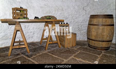 Alte Fässer in Castell Coch oder im Red Castle. Castle Coch - The Red ...