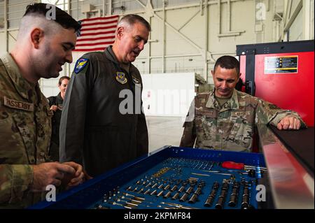 USA Air Force General Mike Minihan, Left, Air Mobility Command ...