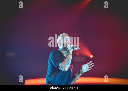 Neapel, Italien. 29.. November 2022. Der italienische Rapper Luchè ...