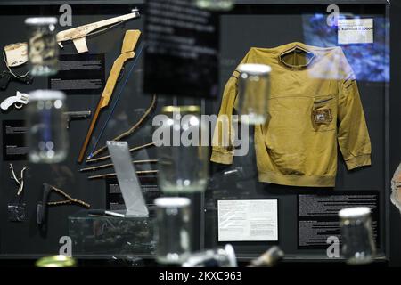 19.07.2019., Sarajevo, Bosnien und Herzegowina - das T-Shirt von Senad ...