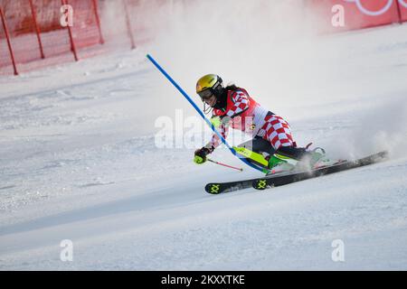 Leona Popovic von Team Croatia fährt am fünften Tag der Olympischen ...