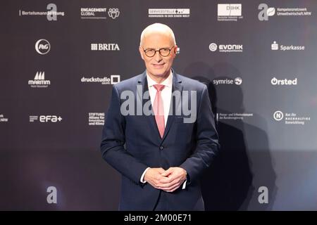 Hamburg, Deutschland. 02.. Dezember 2022. Die Schauspieler Johannes ...