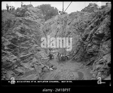 Wachusett Reservoir, Ausgrabungsfelsen im West Boylston Channel, West ...