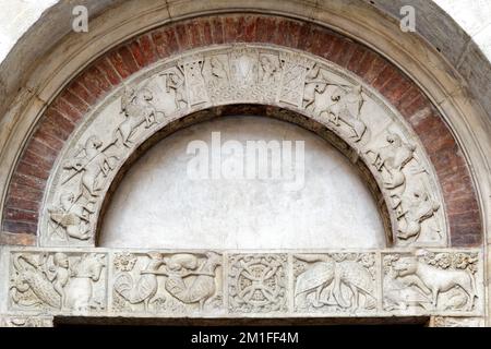 Porta della Pescheria (Kathedrale von Modena) - König Arthur und Yder ...