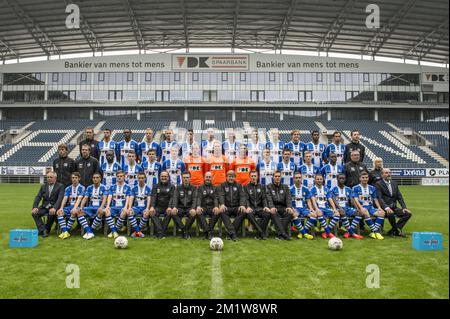 (Obere Reihe L-R), Gents Physiotherapeut Bert Bogaert, Gent's Uros ...