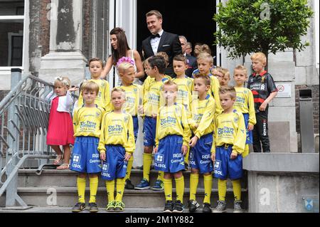 20150620 - SINT-TRUIDEN, BELGIEN: Jasmien und Simon Mignolet fahren ...