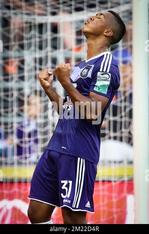 Anderlecht's Youri Tielemans feiert nach dem Gewinn der zweiten Ausgabe ...