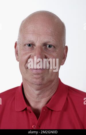 Trainer Philip Gilson posiert für den Fotografen bei den belgischen ...