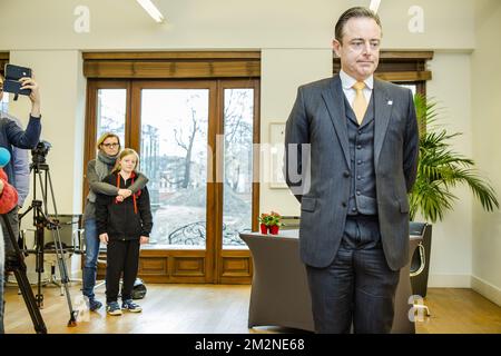 Bart De Wever und seine Frau Veerle Hegge gaben ihre Stimme am Sonntag ...