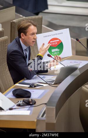 Sam Van Rooy von Vlaams Belang, das auf einer Plenartagung des flämischen Parlaments am Mittwoch ...