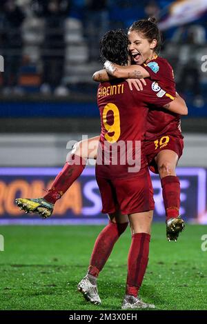 Valentina Giacinti (AS Roma Women) feiert am 03. April 2022 im Stadion ...