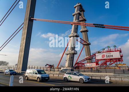 Neubau der Autobahnbrücke A1 über den Rhein bei Leverkusen, nach Fertigstellung der neuen Brücke ...