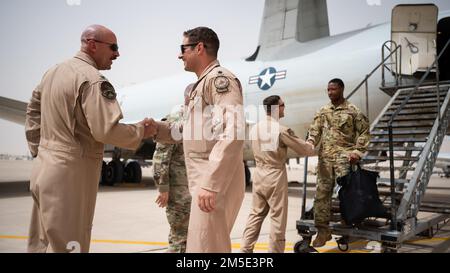 USA Oberst Kevin M. Jamieson erhält seinen ersten Salut als ...