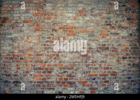 Alte Backsteinmauer. Mauerwerk aus einem alten Backstein im rustikalen ...