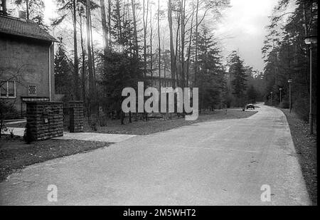 DDR, Bernau, 29. 01. 1990, Waldsiedlung, ehemalige Regierungssiedlung ...