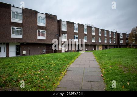 Der Grahame Park im Nordwesten Londons ist ein Wohnhaus aus den 70er ...