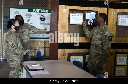 Soldaten der Supply Support Activity, 602. Aviation Support Battalion ...
