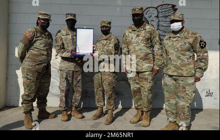 Soldaten der Supply Support Activity, 602. Aviation Support Battalion ...