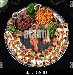 Traditionelle Türkische Küche, Sarma Beyti Kebab. Türkisches und ...