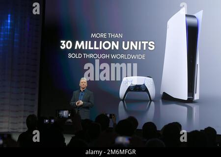 President und CEO Sony Interactive Entertainment Jim Ryan spricht am 4 ...
