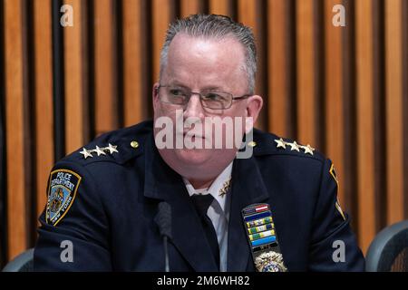 John Chell, der Leiter der Patrouille der NYPD, nimmt am 5. Januar 2023 ...