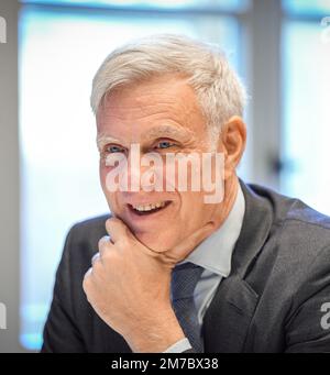 16. Dezember 2022, Berlin: Stephan Schwarz (unparteiisch), Senator für ...