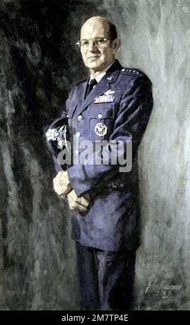 GENERAL Lew Allen Jr., Stabschef, USA Air Force, besucht Tempelhof ...