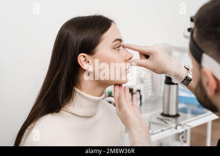 Die Septumplastik ist eine Operation zur Korrektur eines abgewandelten ...