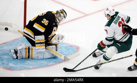 Minnesota Wild's Brandon Duhaime (21) leaves Carolina Hurricanes ...