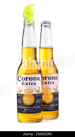 CHISINAU, MOLDAU - 19. Januar 2018: Foto einer Flasche Corona Extra ...